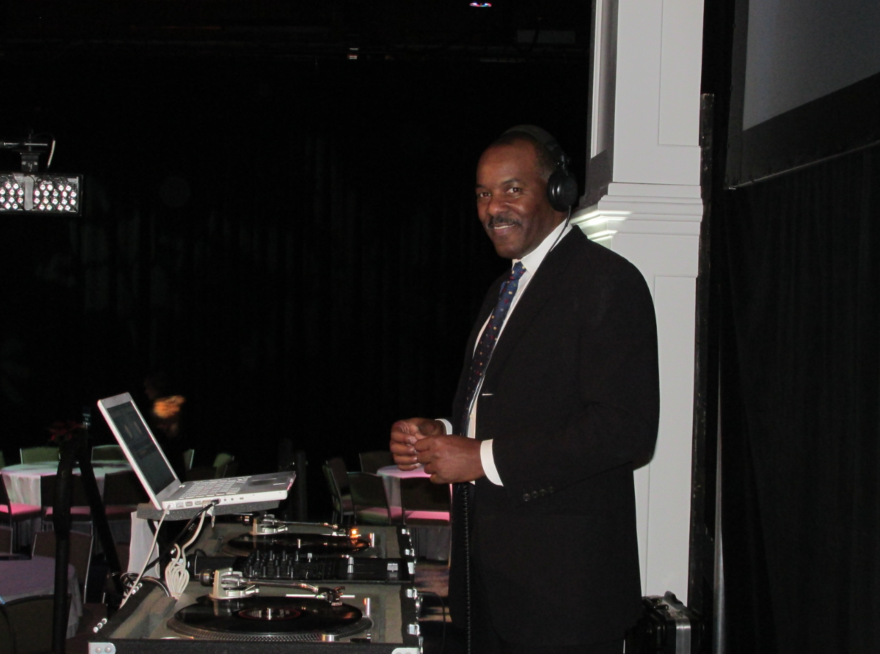 Keith Washington - Entertainment Specialists